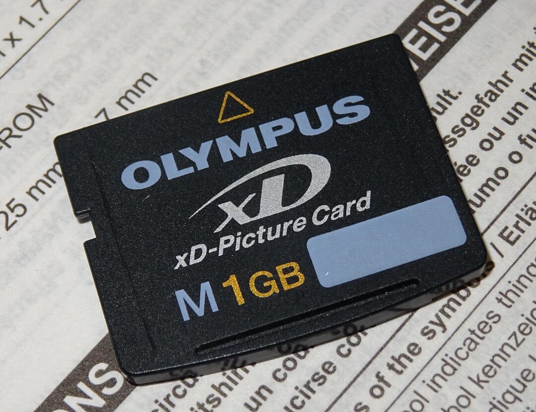 Olympus Xd Picture Card 1 GB Camera Photo Memory Card Fujifilm Kokak ...