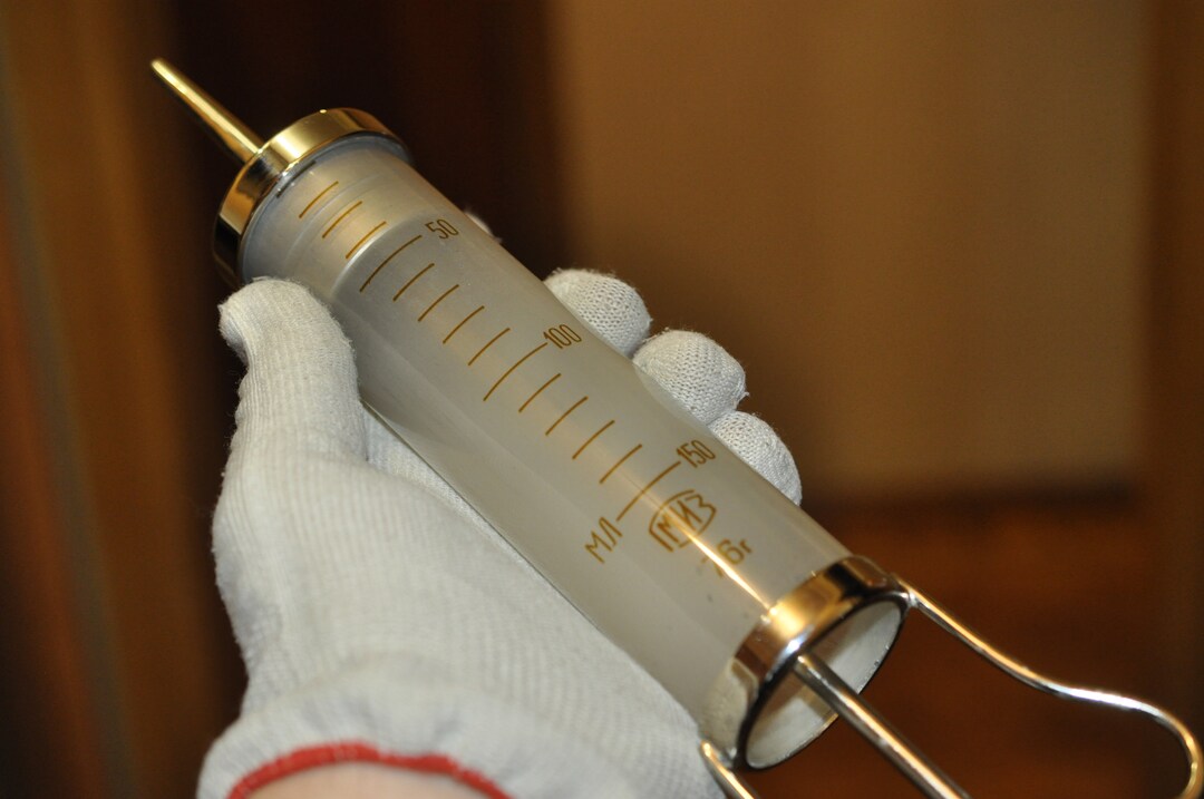 Big Glass Syringe Janet Soviet Vintage 150ml Sh-9 Ussr 1976s - Etsy