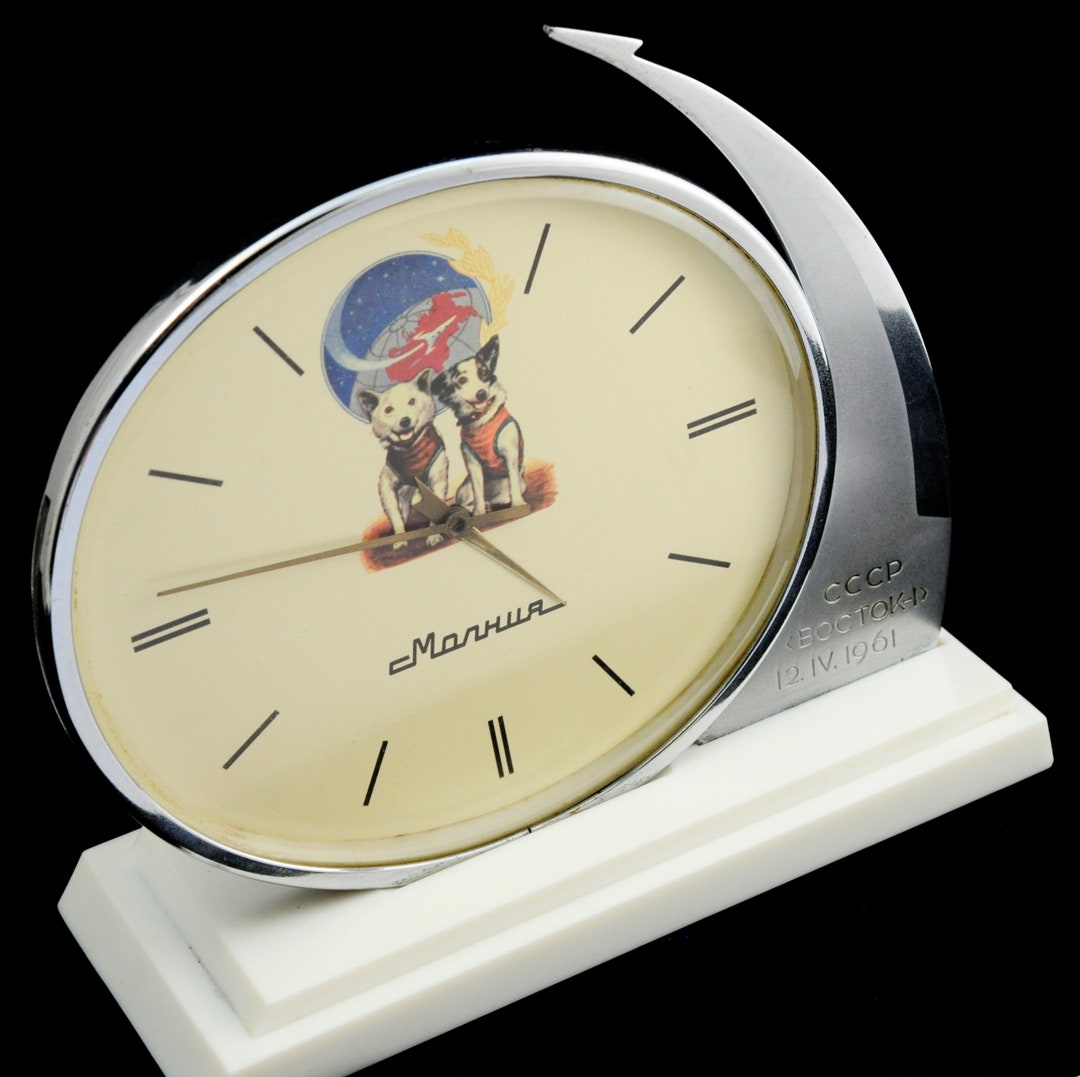 Molnija Desktop Clock Soviet Russian 12IV1961 Belka&strelka SPACE DOGS ...