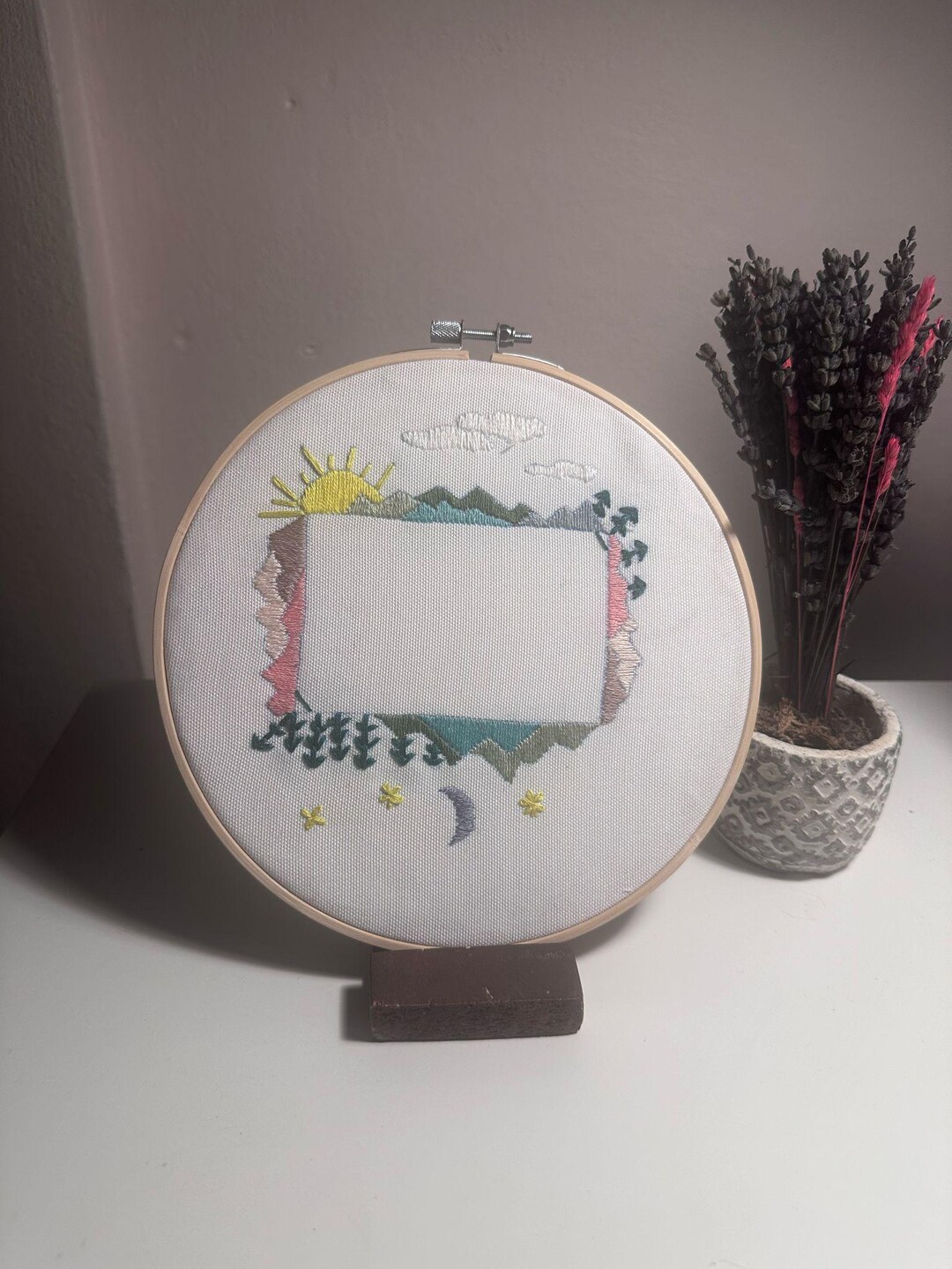 Custom Polaroid Frame Hoop | Personalized Photo Frame | Nature View ...