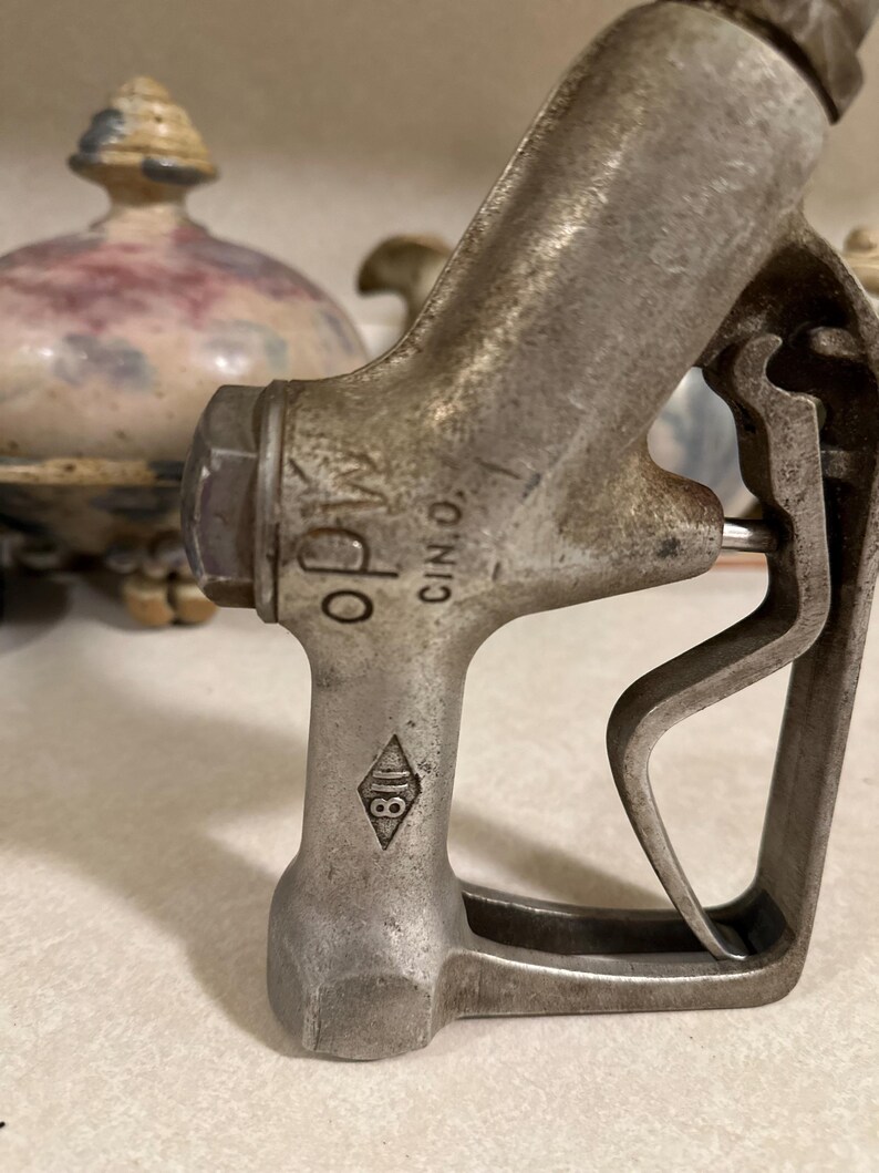 Vintage OPW No. 811 Gas Pump Nozzle – 1950s Gas Station Memorabilia - Etsy