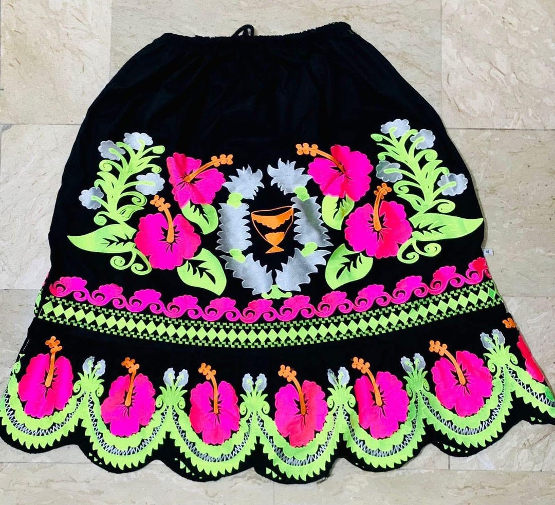 Island Skirt, Hawaiian Skirt, Tropical Wrap Skirt, Pohnpei T-shirt ...