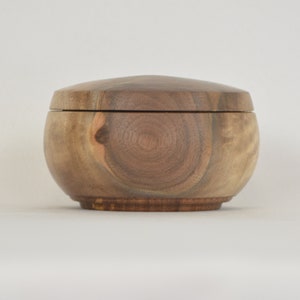 Threaded Lid Walnut Box - Etsy