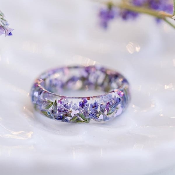 Resin Plant Ring - Etsy