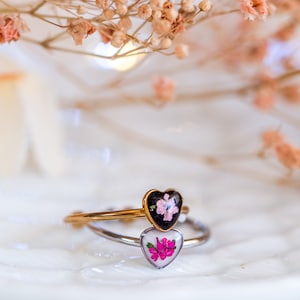 Tiny Heart Ring With Dried Flowers – Pressed Floral Stainless Steel ...