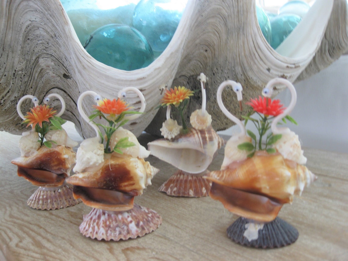 Vintage seashell souvenirs set of 4 shell swans Florida | Etsy