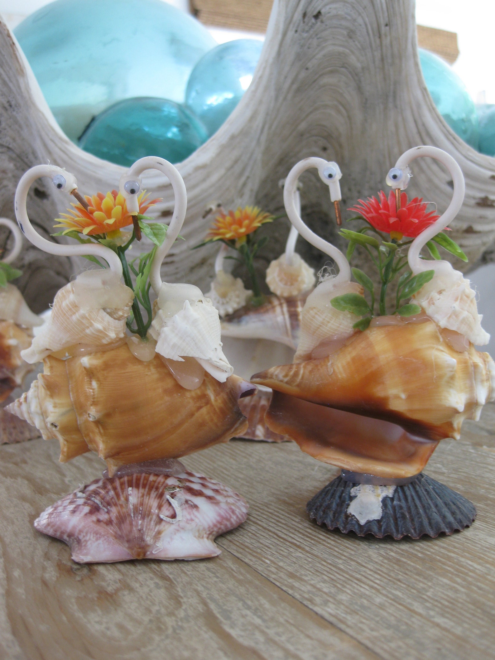 Vintage seashell souvenirs set of 4 shell swans Florida | Etsy