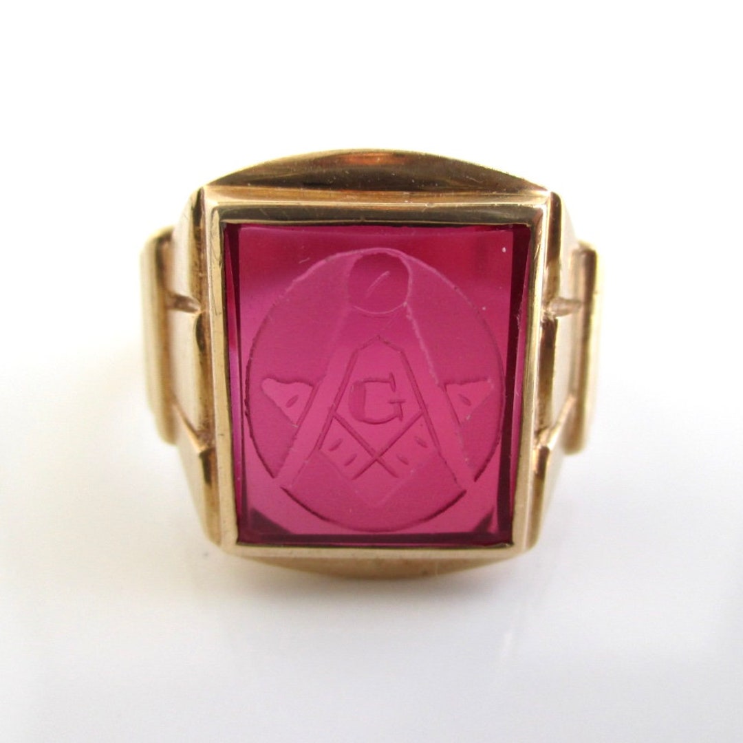 10K Solid Gold Masonic Square & Compass Ruby Men's Ring - Vintage, Size ...