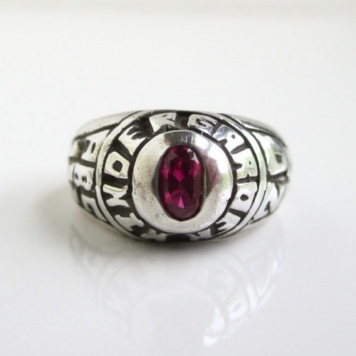 RISD Class Ring - Etsy