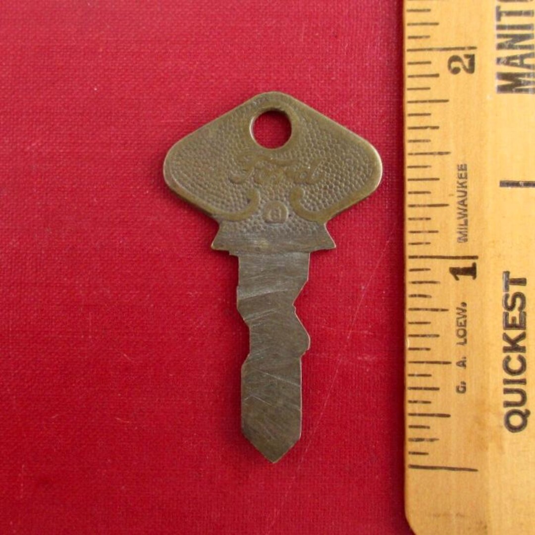 FORD Antique Model T or A Ignition Key - # 71 Vintage Key / Dark Gold ...