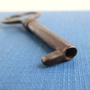 Gothic Top Antique Skeleton Key Vintage Hollow Barrel 2 - Etsy