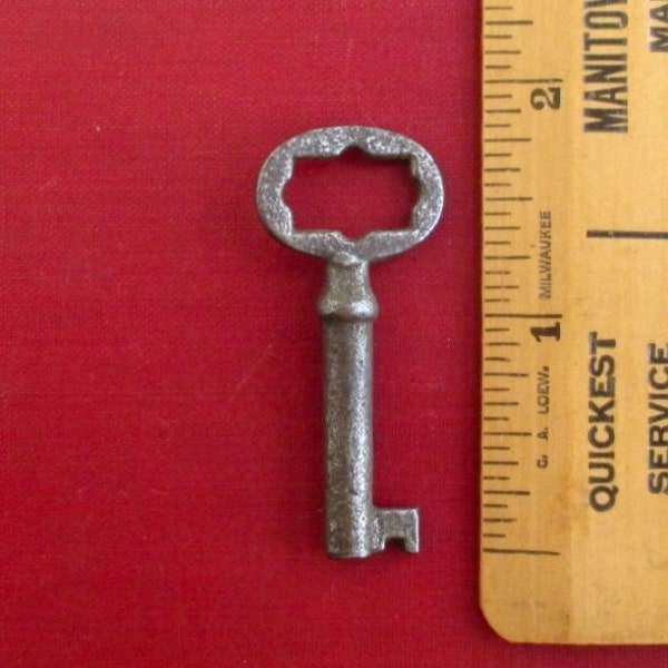Vintage Skeleton Key - Etsy