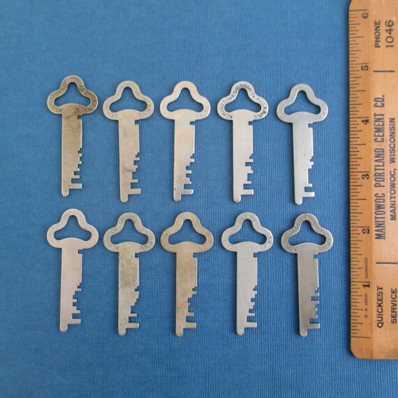 10 Antique Flat Keys Remington and Sherman Co. Makers of | Etsy