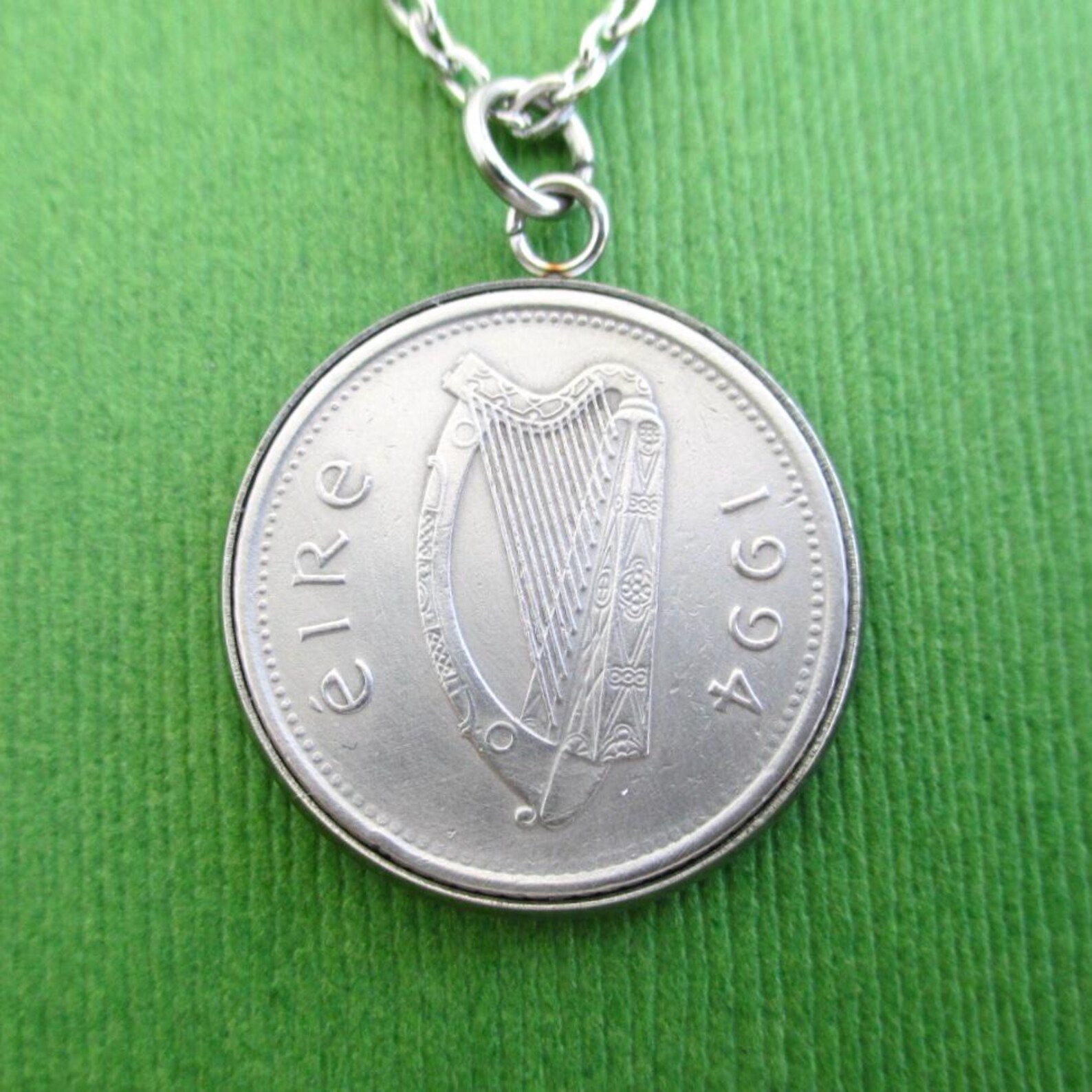 Ireland Coin Pendant Necklace - Repurposed Vintage Eire Irish Harp 10p ...