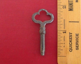 Antique Sewing Machine Key With Square Point / Tip / Bit Vintage dark ...