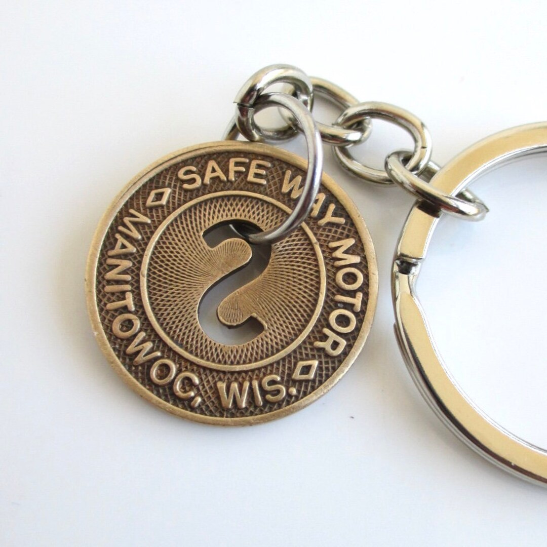 Manitowoc, WI Transit Token Keychain - Repurposed Vintage 1950's Large ...