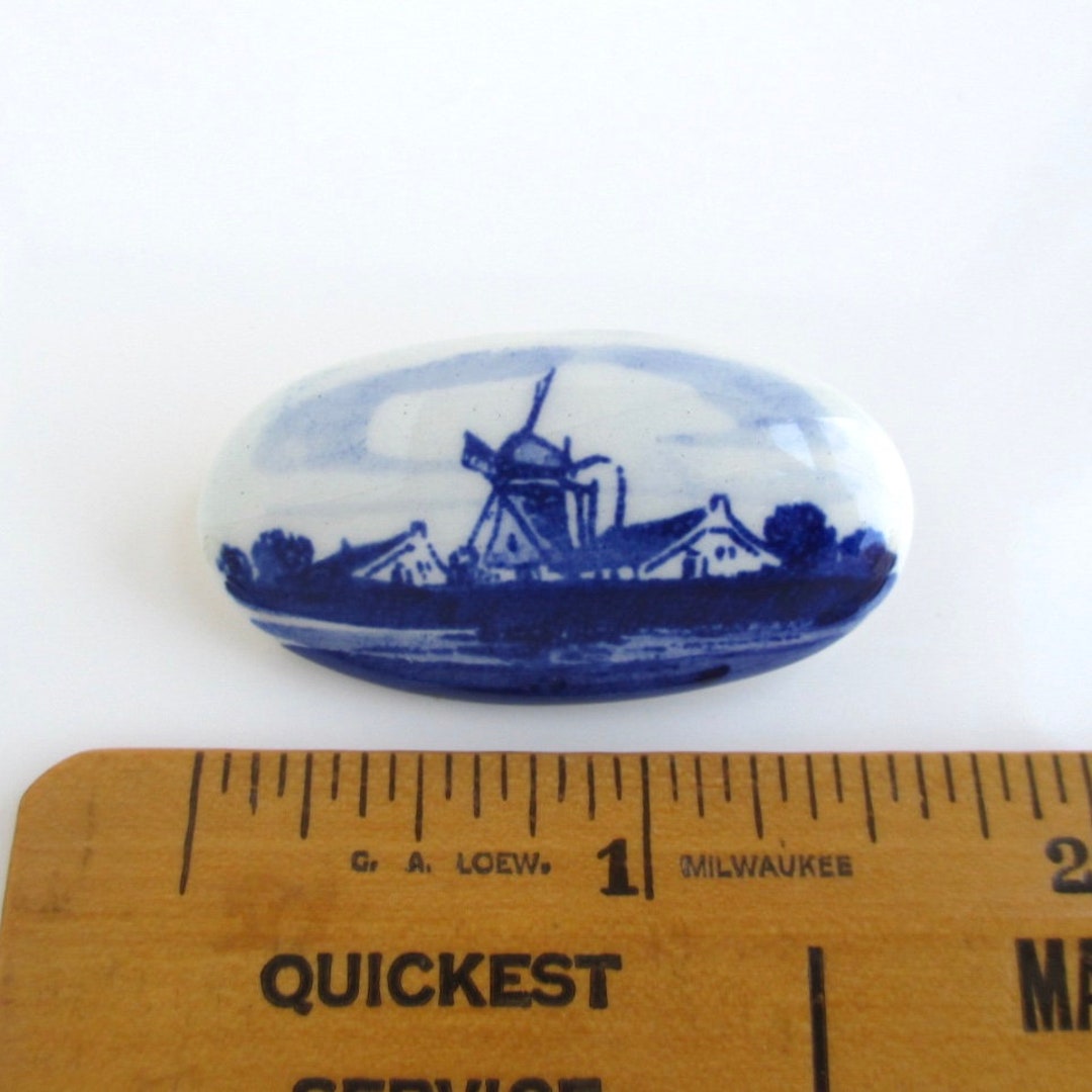 Porcelain & Blue Delft Pin / Oval Brooch - Vintage, Blue Delfts Holland ...