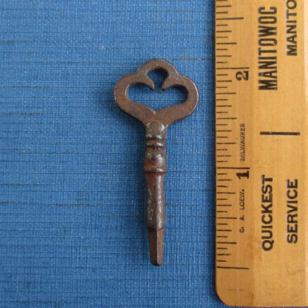 Antique Sewing Machine Key Triangle Head / Point / Tip - Etsy