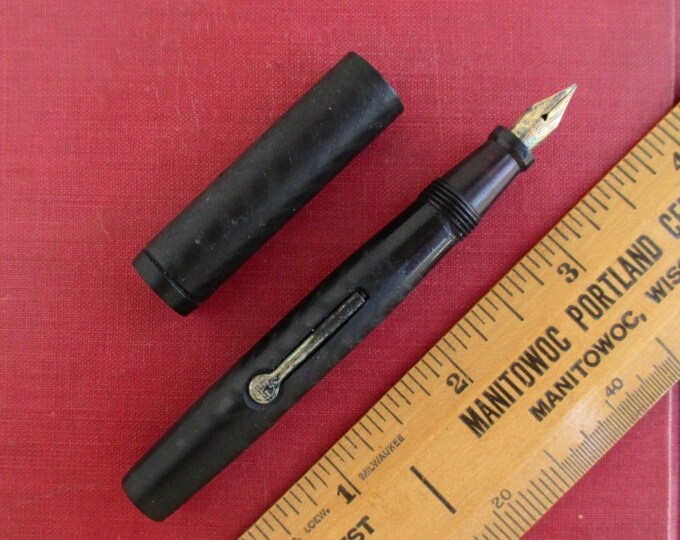 J. Harris University Fountain Pen - Vintage / Antique Black Chased Hard ...