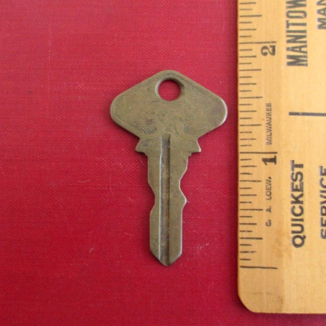 FORD Antique Model T or A Ignition Key - # 69 Vintage Key / Dark Gold ...