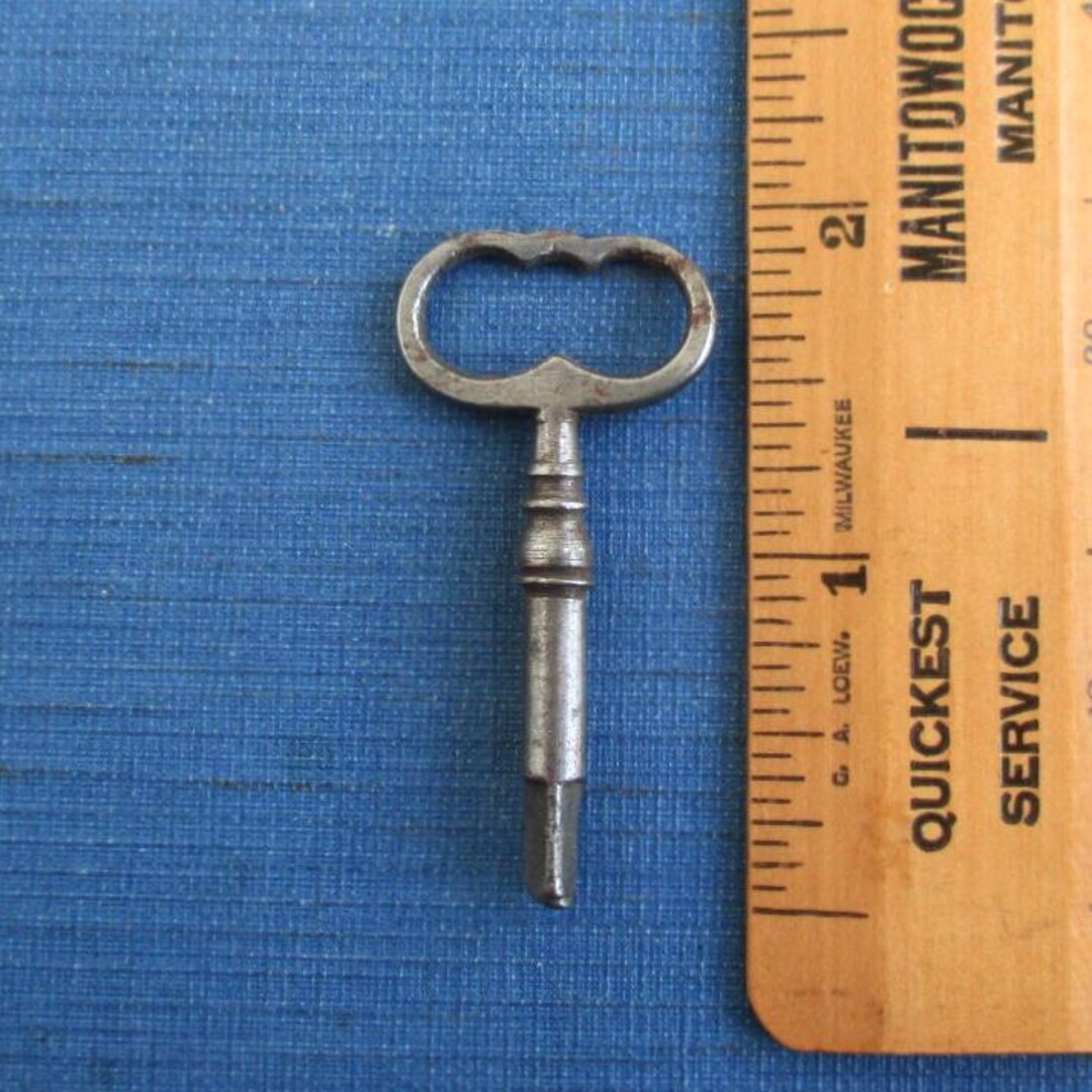 Antique Sewing Machine Key - Vintage, Triangle Head / Tip / Point (dark ...