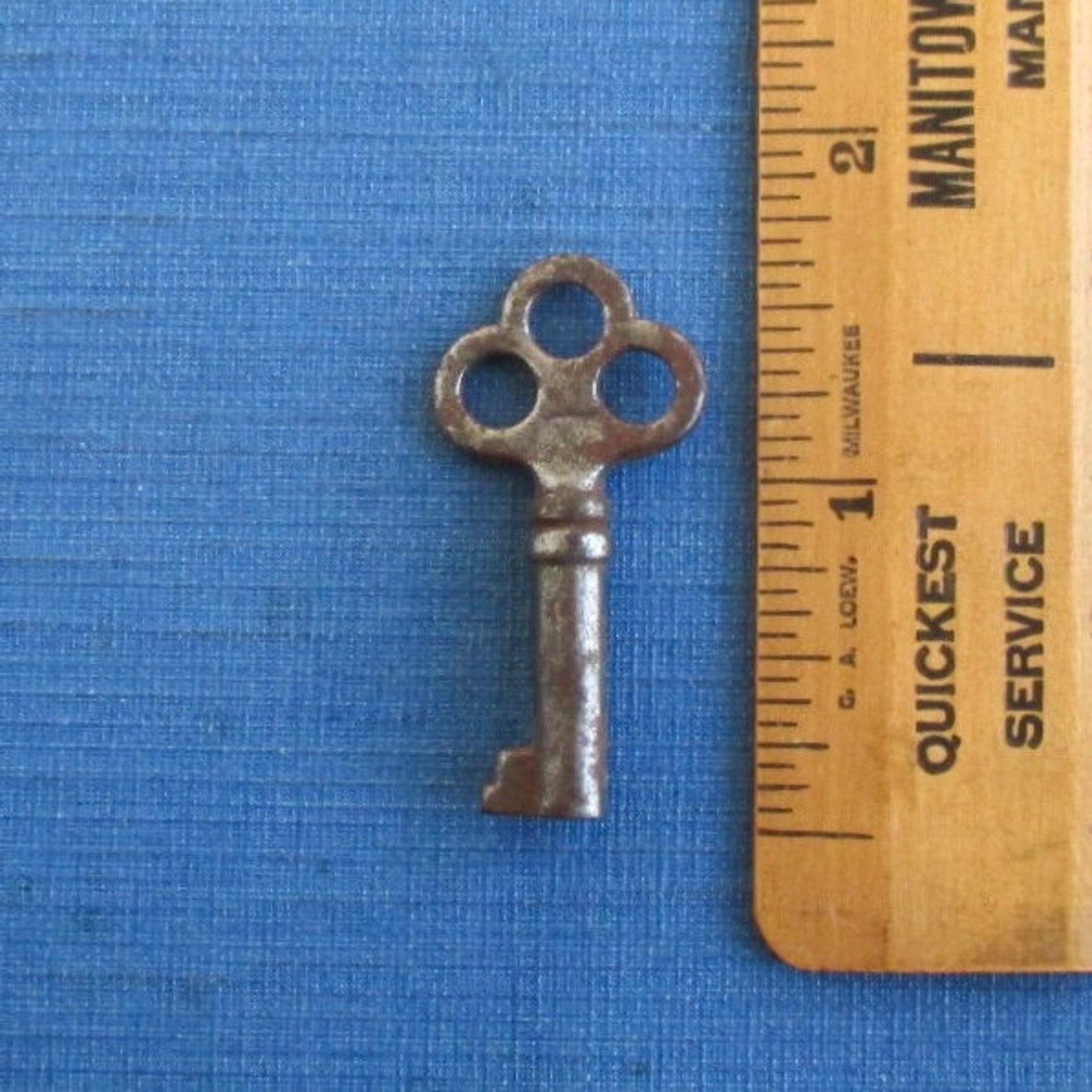 Antique Skeleton Key W/ Unusual Bow Design & Hollow Barrel - Etsy