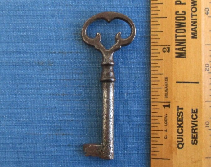 Gothic Top Antique Skeleton Key - Vintage Hollow Barrel, 2 5/8" Long ...