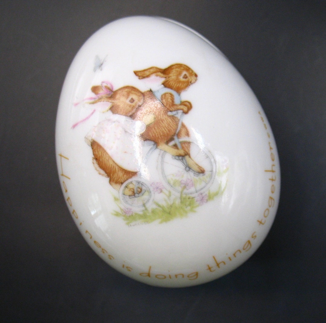 Vintage 1974 TINY TALK Japan Porcelain Footed Bunny Egg Trinket Box ...