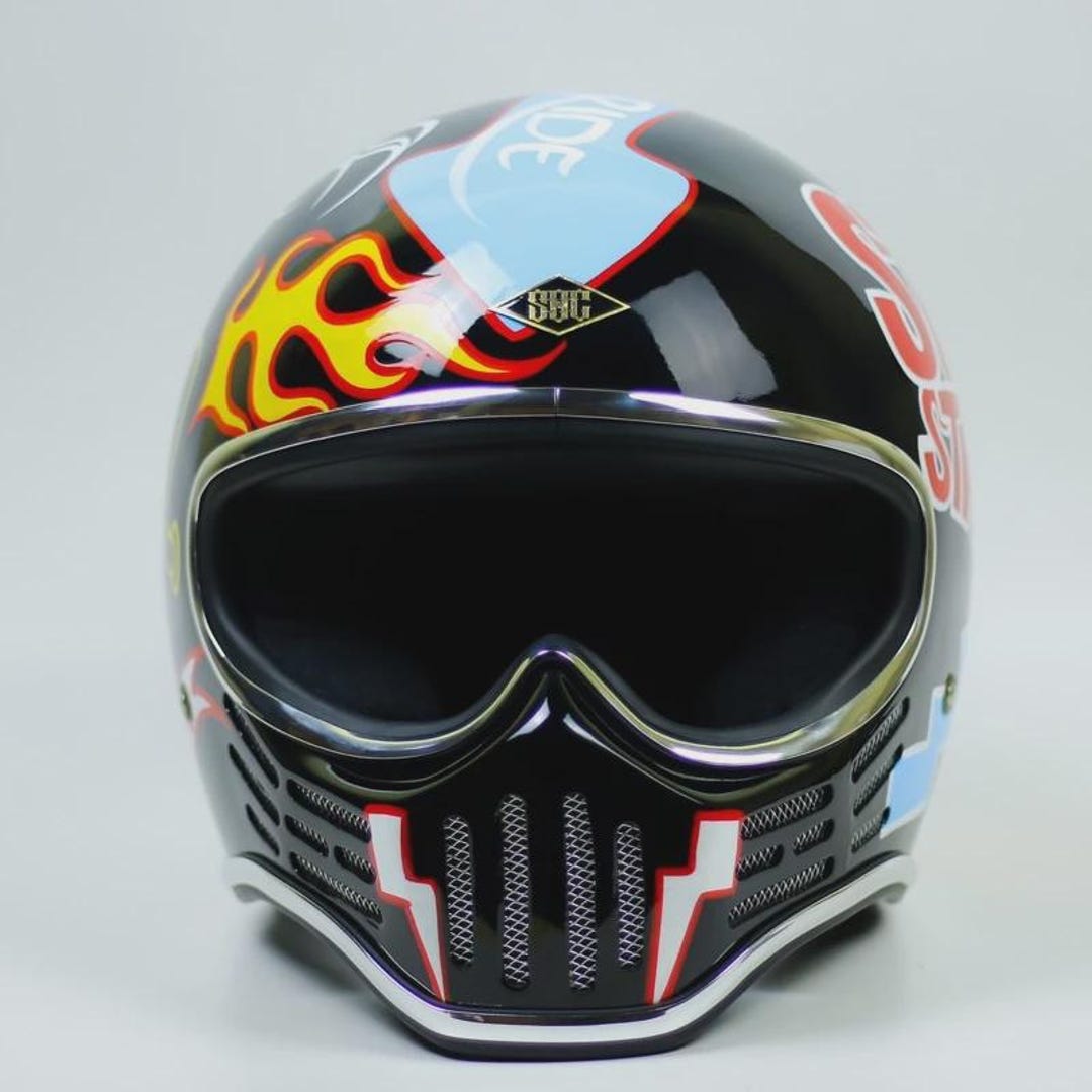 Custom Simpson XF-GP Light Black Helmet for Caferacer Alien Full Face ...