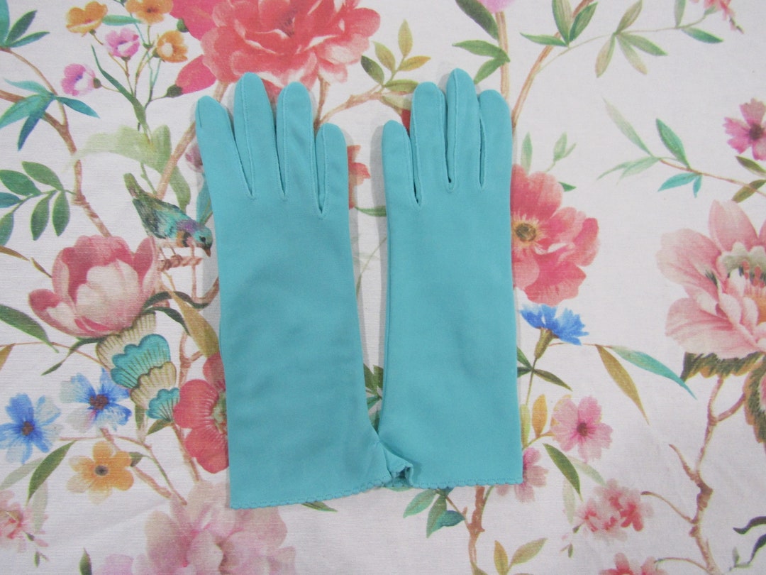 Vintage NOS New Dead Stock Turquoise Blue Nylon Gloves9 Bracelet ...