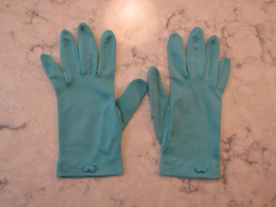 Vintage Turquoise Blue Wrist Length 8 Nylon Gloves | Etsy