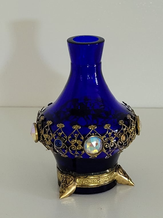 Vintage genie bottle - Gem