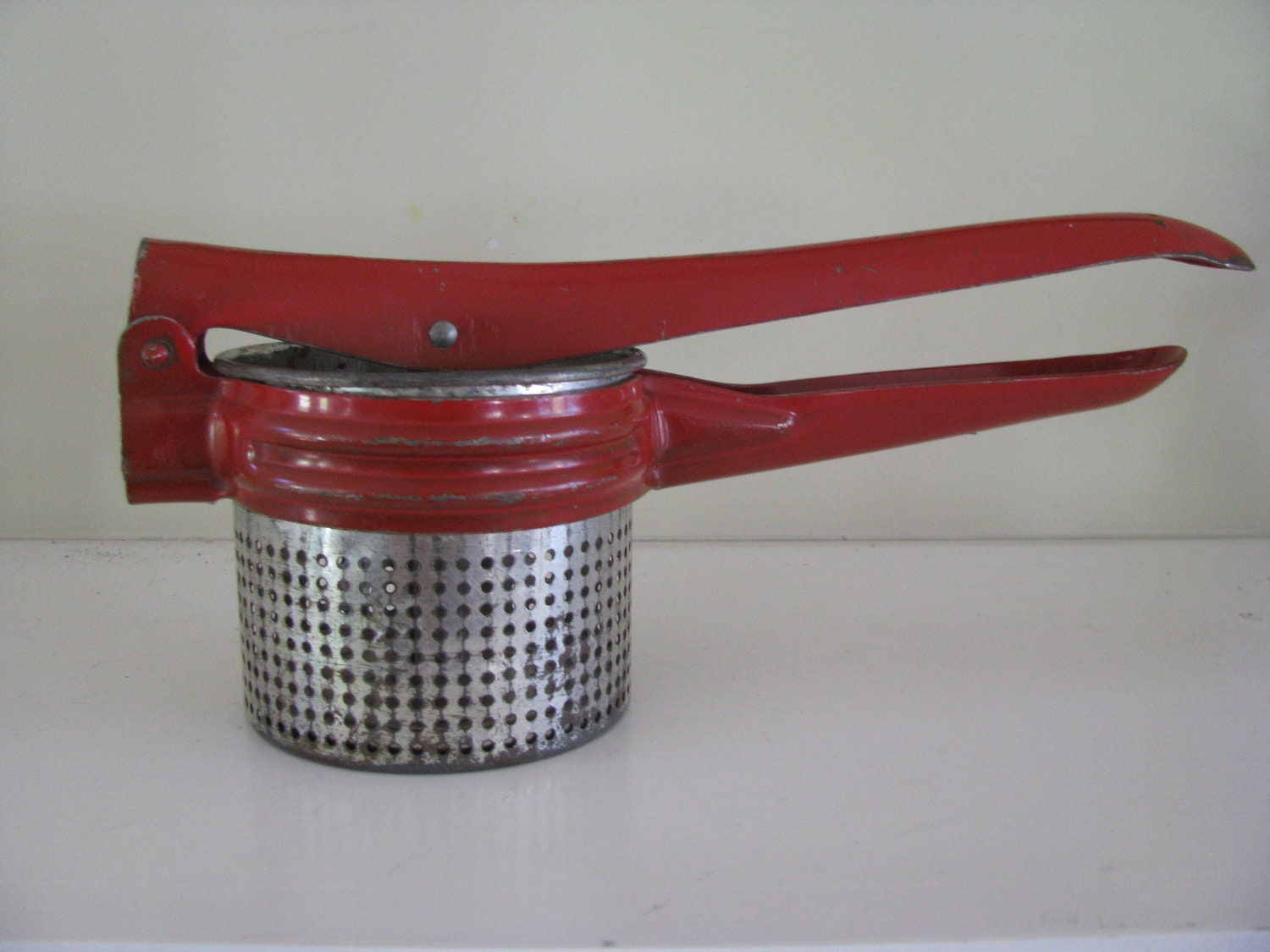 Vintage Red Potato Masher Ricer - Etsy