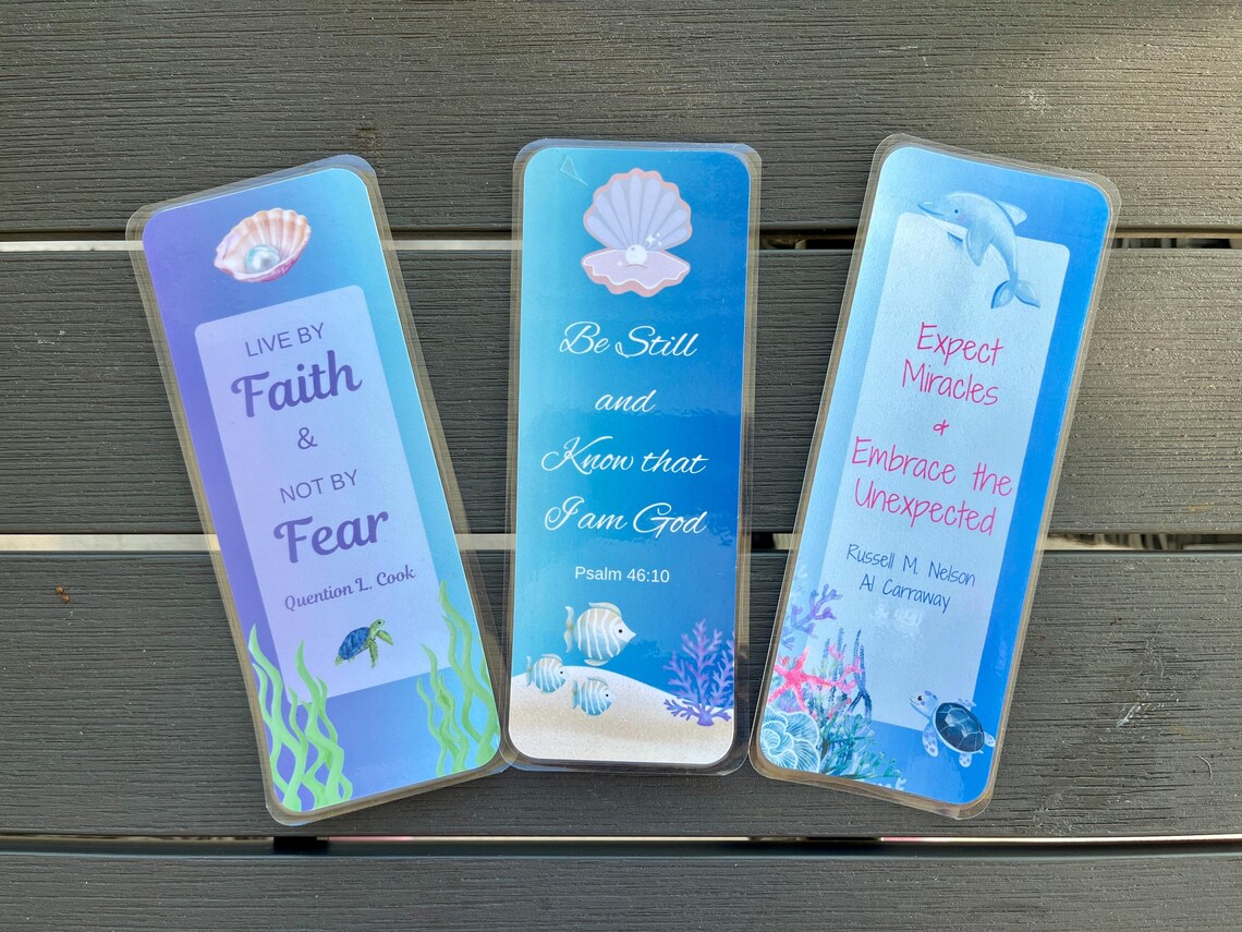 Ocean Bookmarks: Laminated Seashell Cardstock, Beach Reading ...