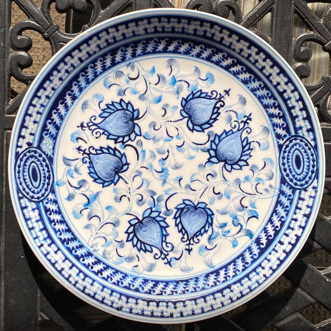 Blue & White Porcelain Plates: Gold Trim, Floral Motif - Pair - Etsy