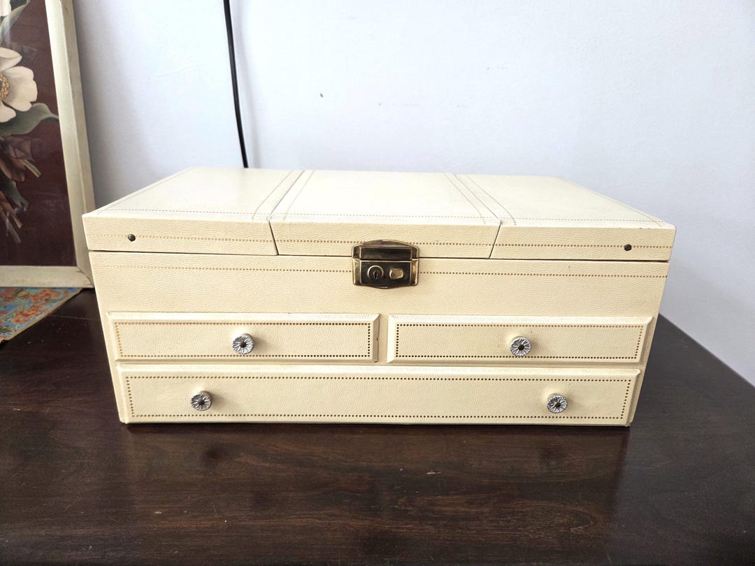 Vintage Jewelry Box Mele Jewelry Box With Key Large Jewelry Box - Etsy