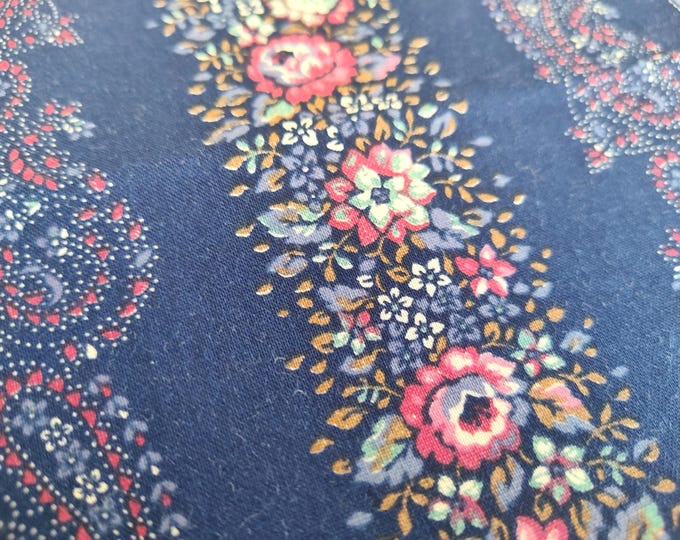 Vintage Calico Fabric Cotton Flowers and Paisley on Navy 43 X 36 ...