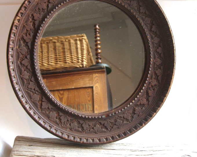 Antique Delicately Carved Round Wood Frame Floral Motif - Etsy