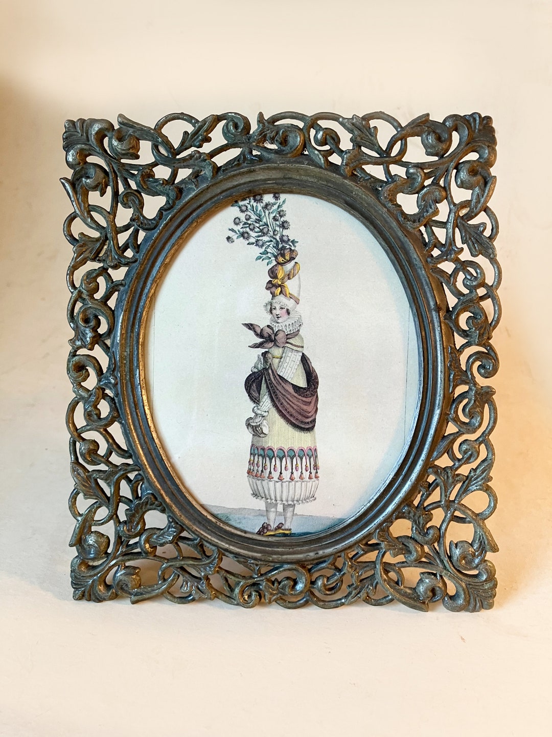 Vintage Open Metal Work Frame - Etsy