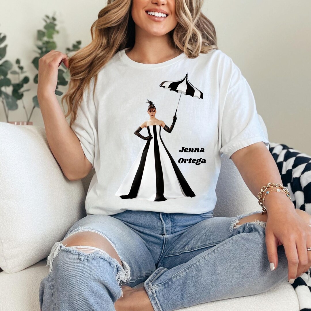 Jenna Ortega Retro Graphic Tee: Vintage Style Fan Merch - Etsy