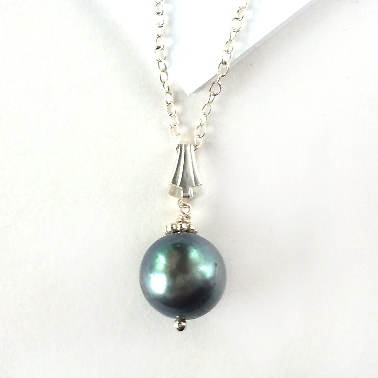 Gray Baroque Pearl Solitaire Necklace - Etsy