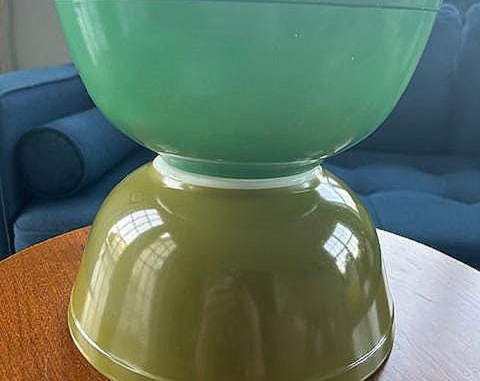 Vintage 1970s 4-piece Pyrex Spring Blossom Crazy Daisy White & Green ...