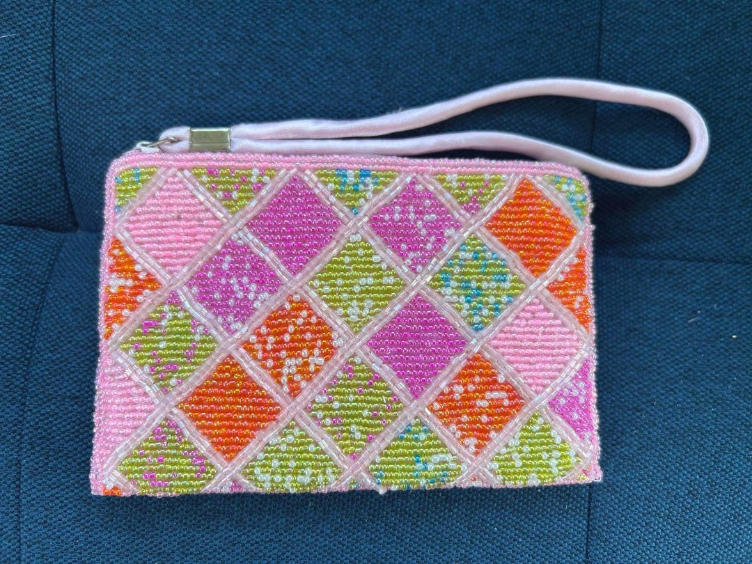 Stunning Pink Diamond Pattern Beaded Wristlet /clutch - Excellent ...