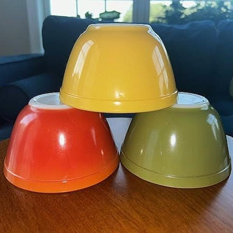 Pyrex Vintage Mixing Bowls - Etsy