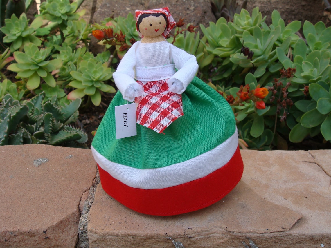 Italy Clothespin Doll, Italian Doll - Red, White and Green Dress - Etsy