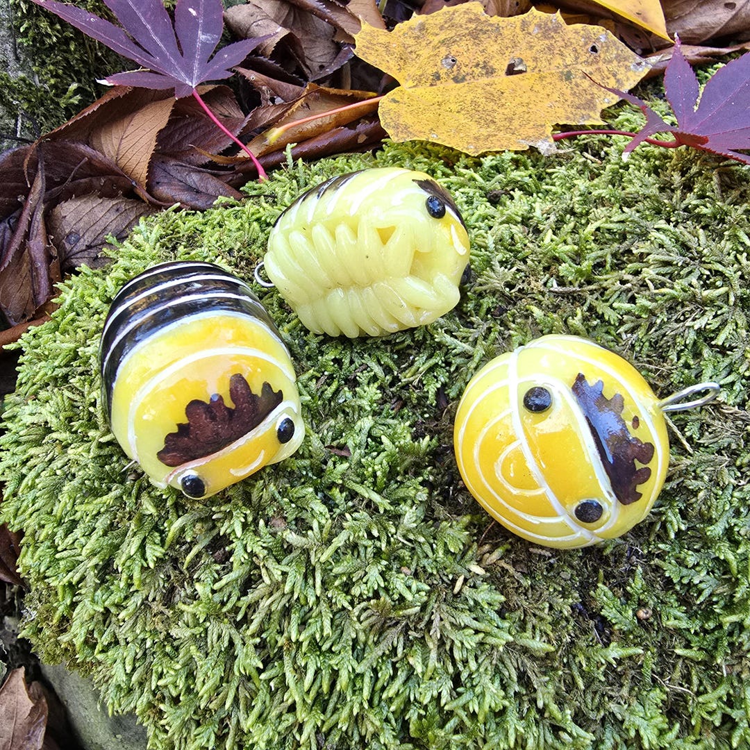 Bumblebee Isopod Cubaris Isopod Ornament - Etsy
