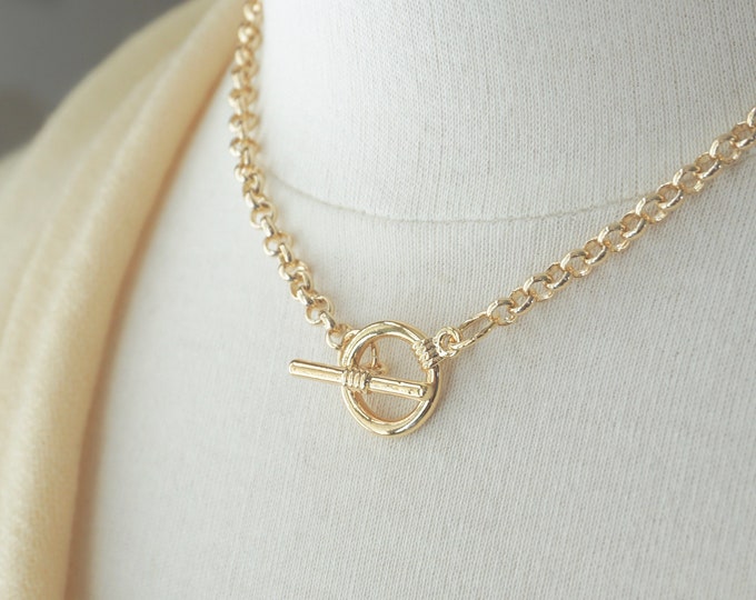 The Rolo Necklace Gold Toggle Necklace, Rolo Chain Necklace, Layering ...