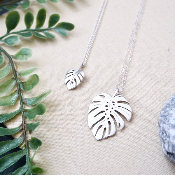 Monstera Necklace - Etsy