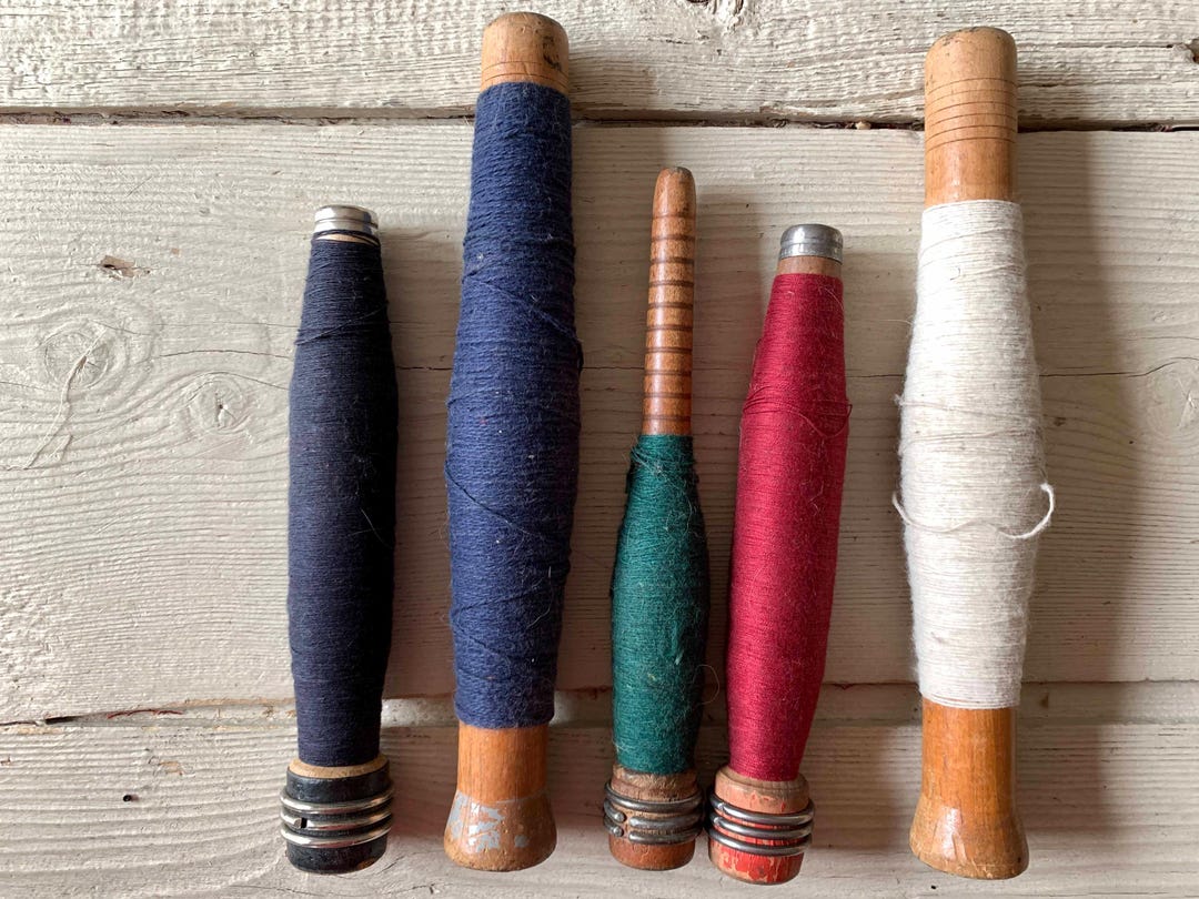 One Set of 5 Antique Wood Bobbins Please Read All Item Details Below ...