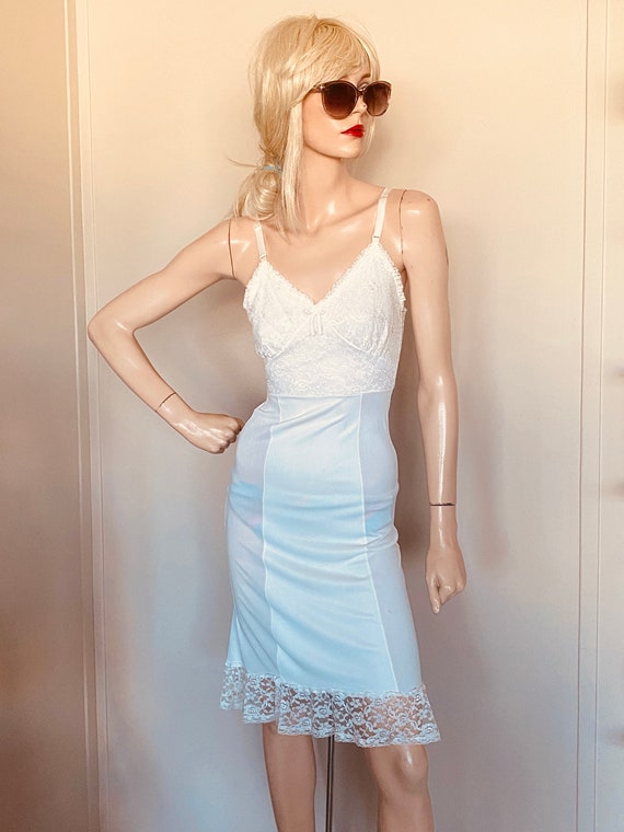 vintage 1960s lingerie - Gem